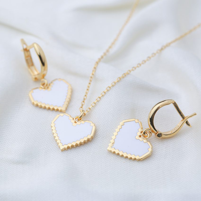 Setting Stones in Silver: A Step-by-Step Guide to Crafting Exquisite ...